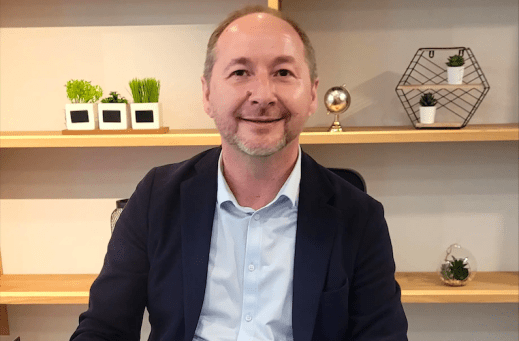 Portrait de Christophe Heitzmann, responsable d'agence - Maisons d’en ...